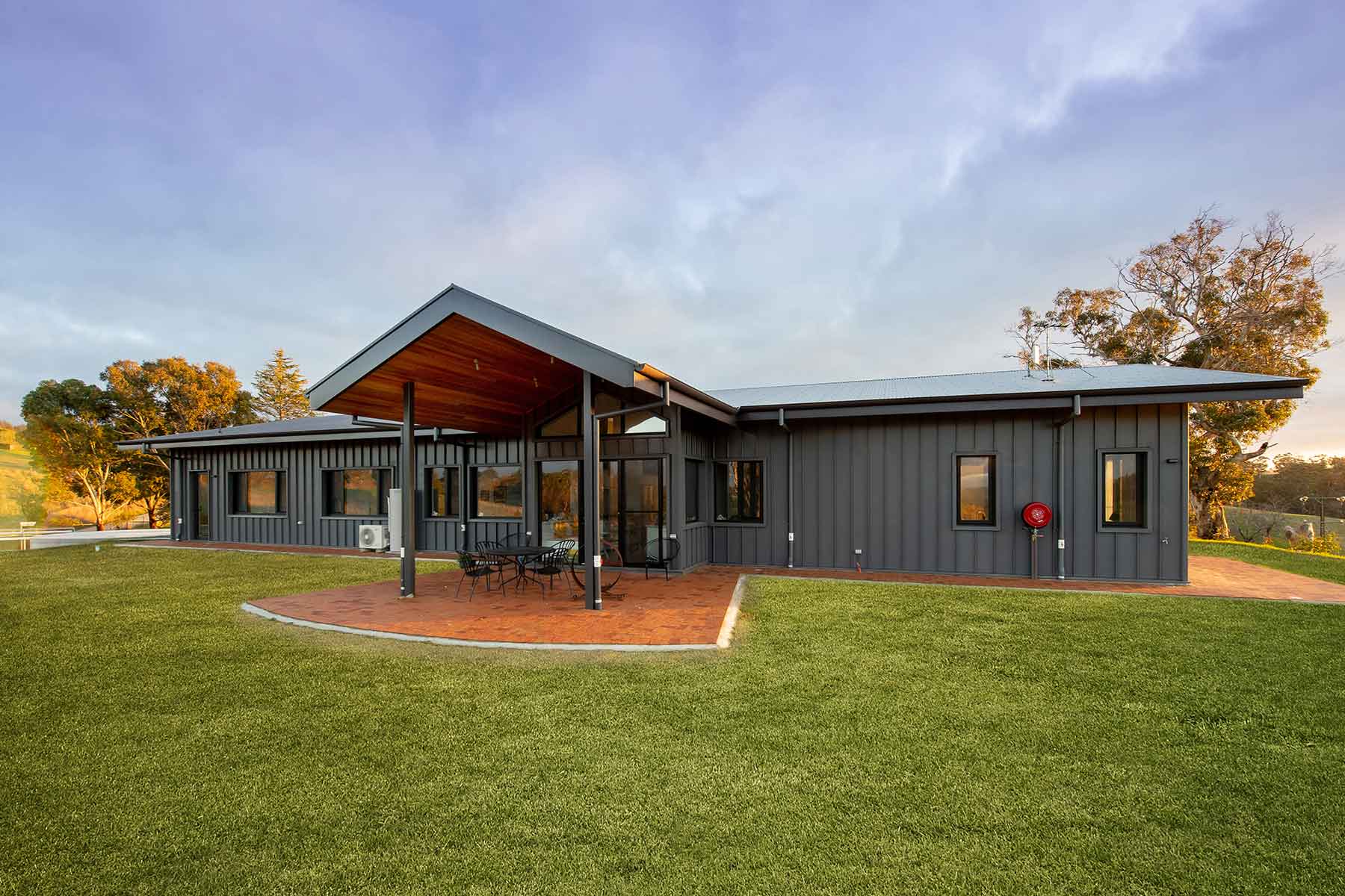 Fire Resistant Residence - Fore Design